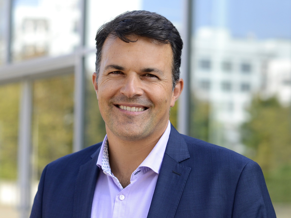 Suisse: Le chrétien Marc Jost a prêté serment devant le Parlement ...