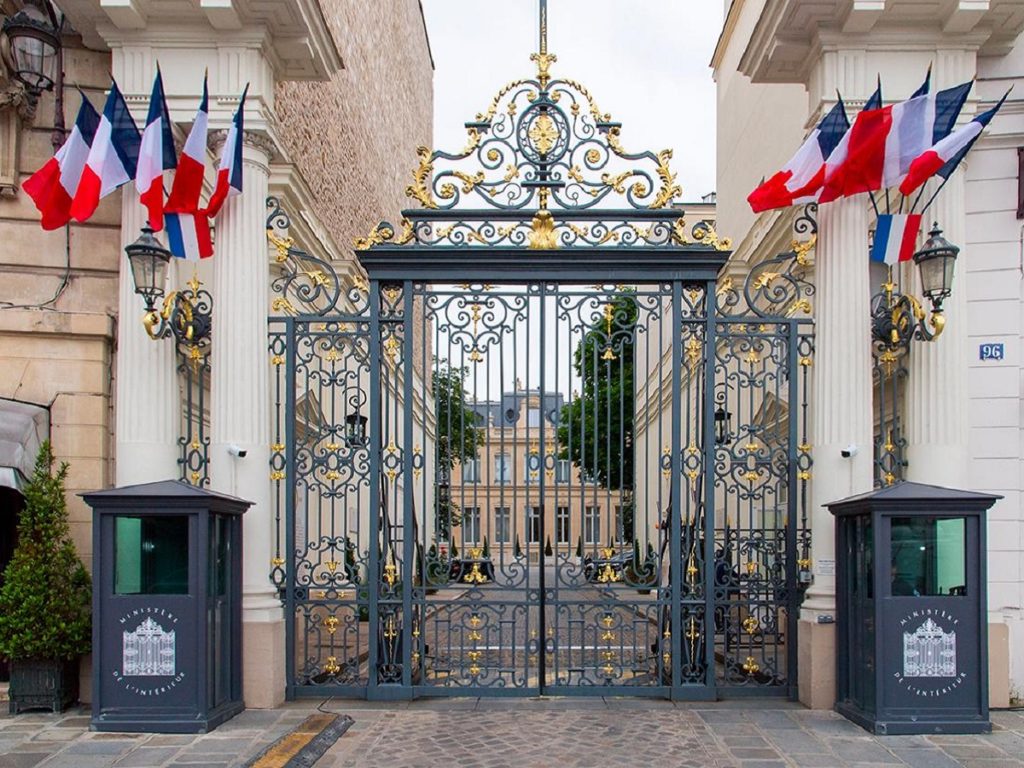 Dérives sectaires: La Miviludes retrouve un président - Evangeliques.info