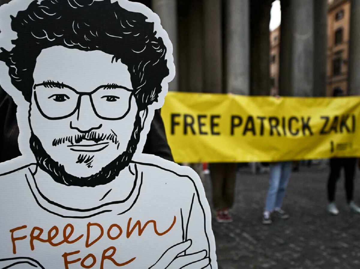 Égypte: Défenseur des droits des chrétiens, Patrick Zaki condamné à ...