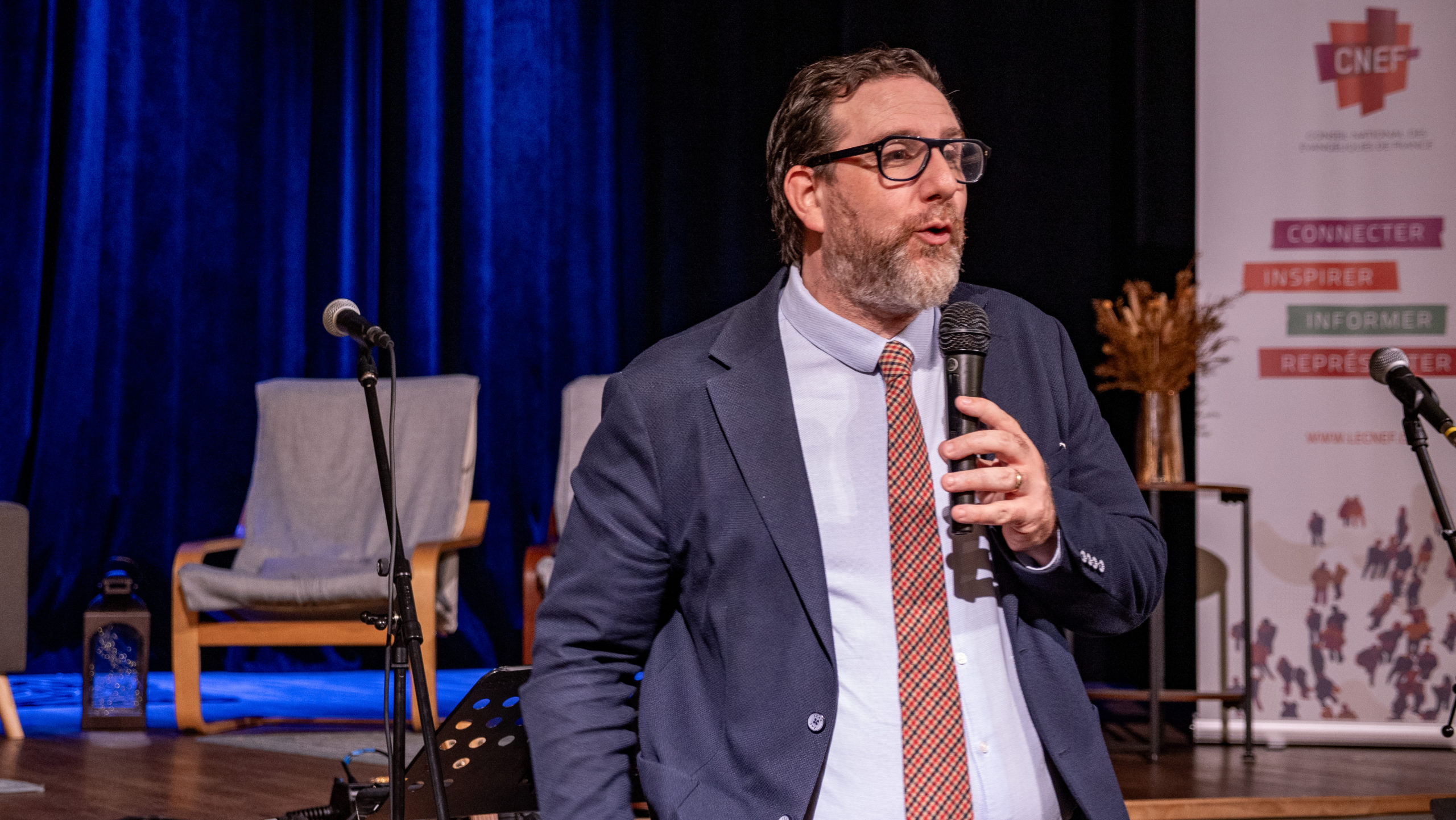 France: Le CNEF encourage les évangéliques à «prendre leur part à la ...